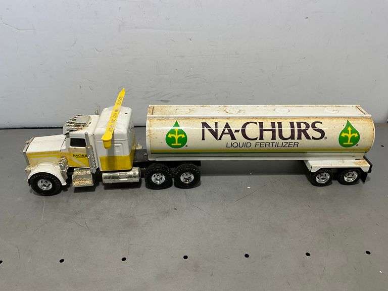 NA-CHURS liquid fertilizer Semi Tractor Trailer - Hamilton-Maring ...