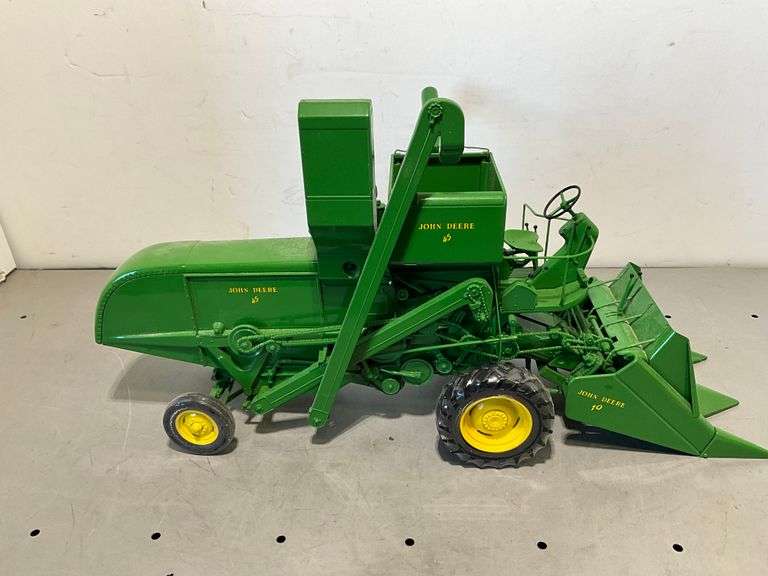 Ertl prestige collection John Deere 45 combine 1/1 - Hamilton-Maring ...