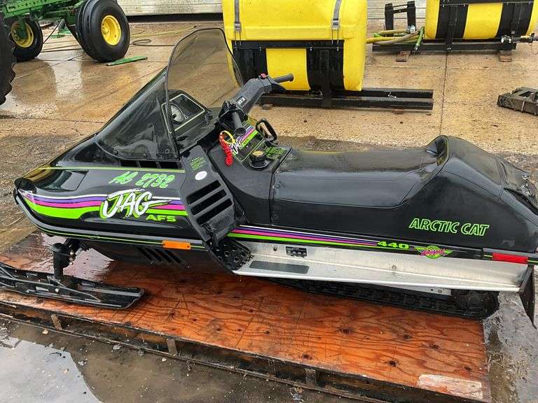 1991 Arctic Cat Jag 440 Snowmobile, AFX, Barn - Hamilton-Maring Auction ...