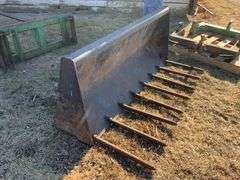 Manure Bucket - Hamilton-Maring Auction Group