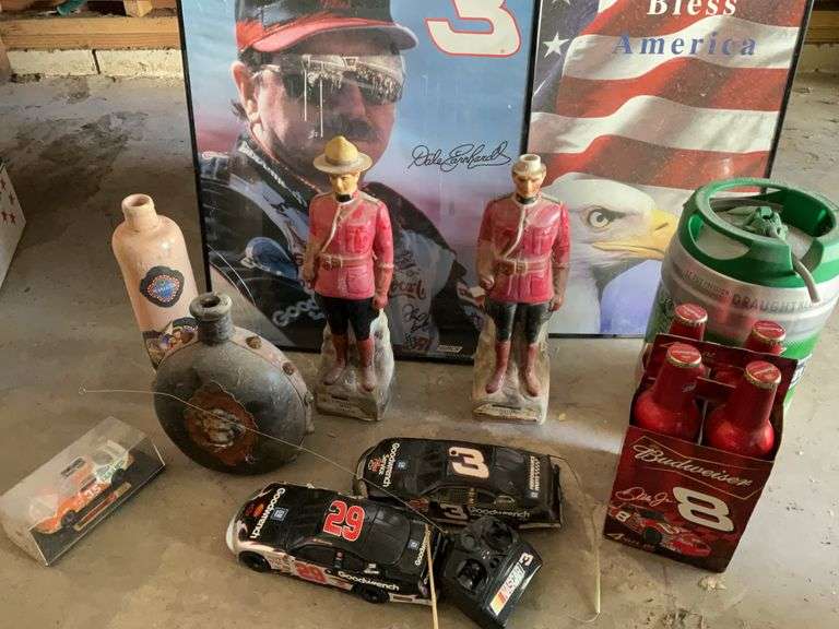 Limited Edition Budweiser Dale Jr 4-Pack, Small Heineken Keg, 2 ...