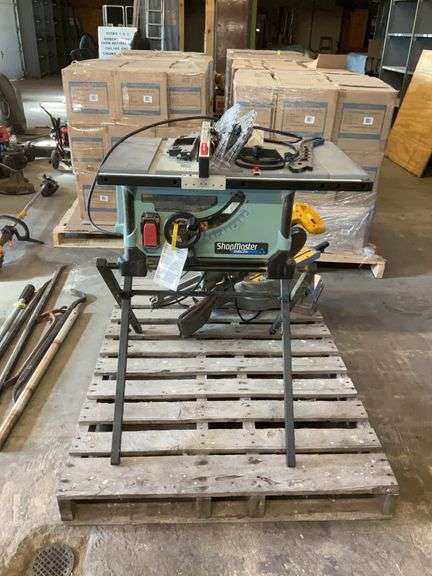 Shopmaster Delta 10” left tilt saw - Hamilton-Maring Auction Group