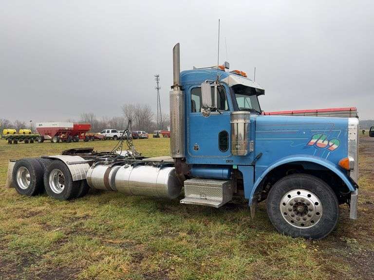 ***1998 Peterbilt 379 Day Cab Semi Tractor, Cat C12 Engine, 13 Speed ...