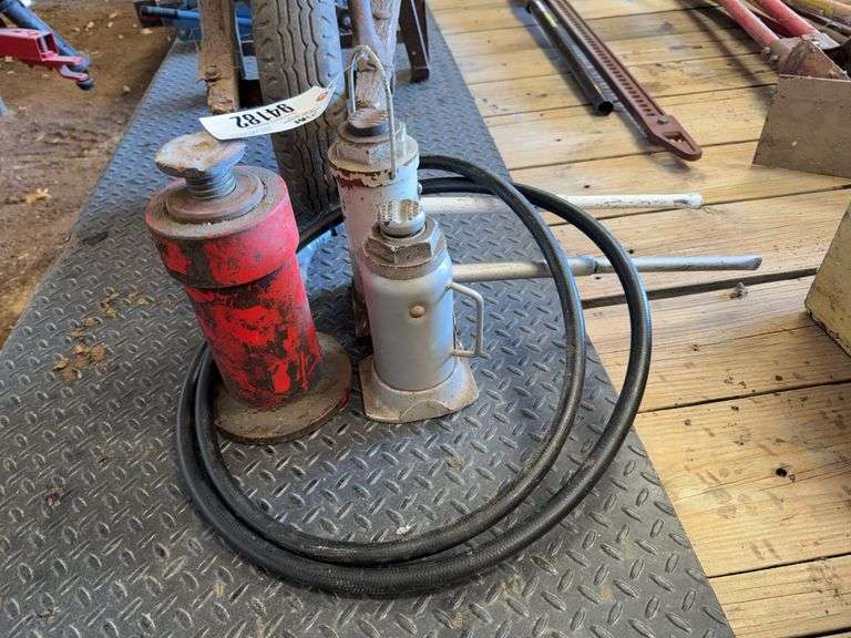 Hydraulic Bottle Jack, (2) Other Bottle Jacks - Hamilton-Maring Auction ...