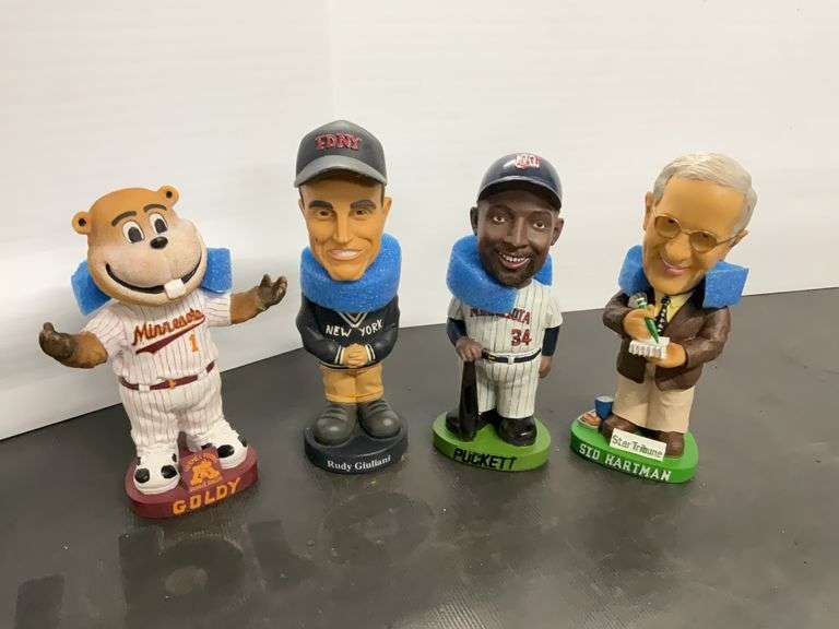 (4) Collectible Bobbleheads MN Twins, Gophers, Rudy Giuliani, Sid ...