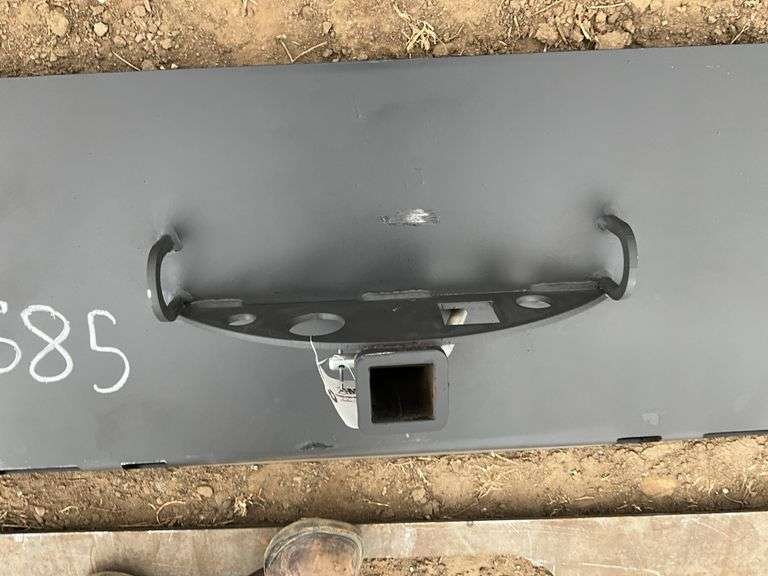 New/Unused Universal Skid Loader Plate Hitch Mover - Hamilton-Maring ...