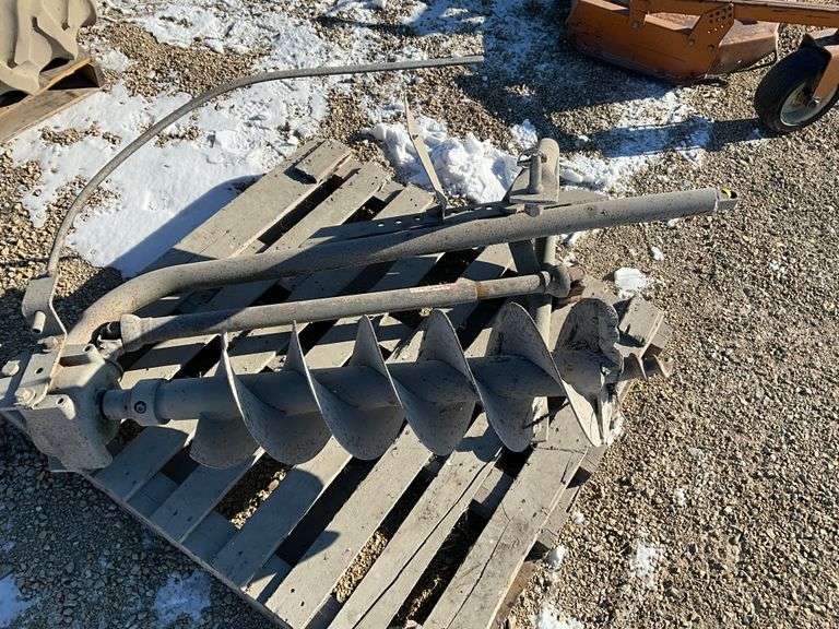 3 pt post hole auger - Hamilton-Maring Auction Group