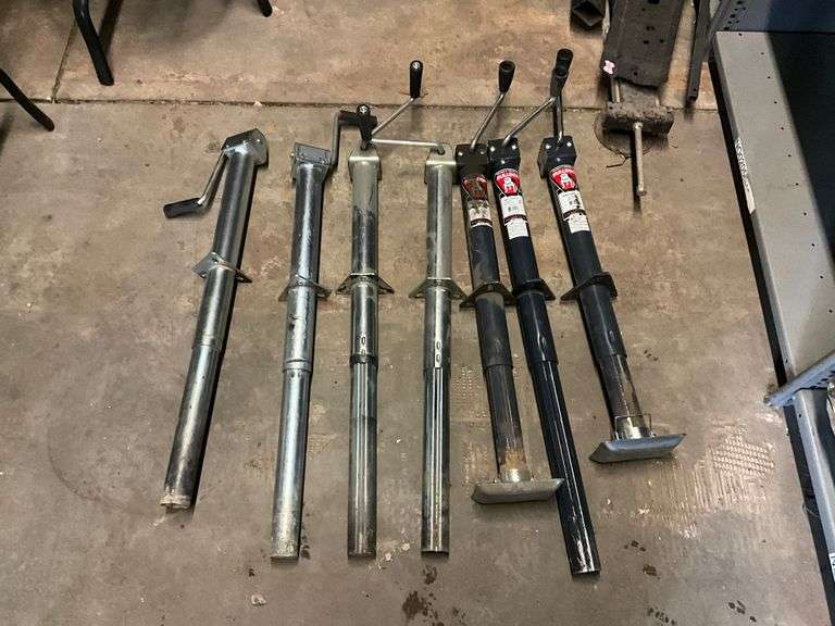 (7) tongue jacks for trailers & sand pads - Hamilton-Maring Auction Group