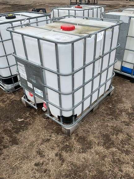 275 Gallon Poly Cage Tote - Hamilton-Maring Auction Group