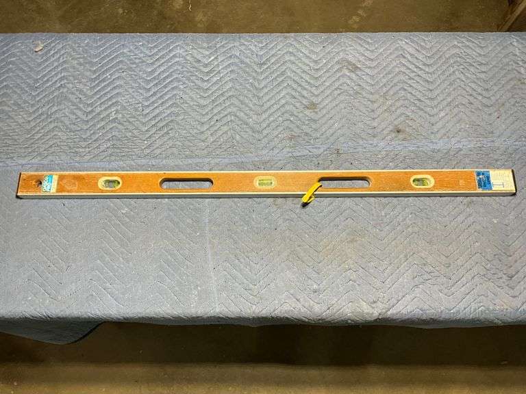 4ft Wood Level - Hamilton-Maring Auction Group