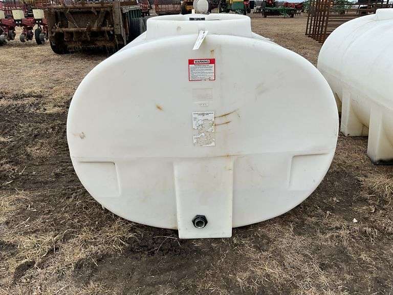 1650 Gallon Horizontal Poly Tank - Hamilton-Maring Auction Group