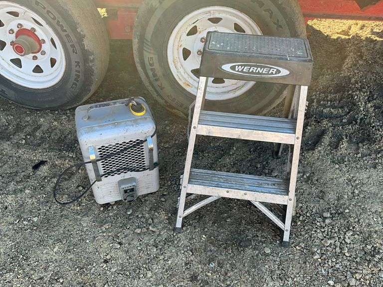 2 step step ladder & milk house heater - Hamilton-Maring Auction Group