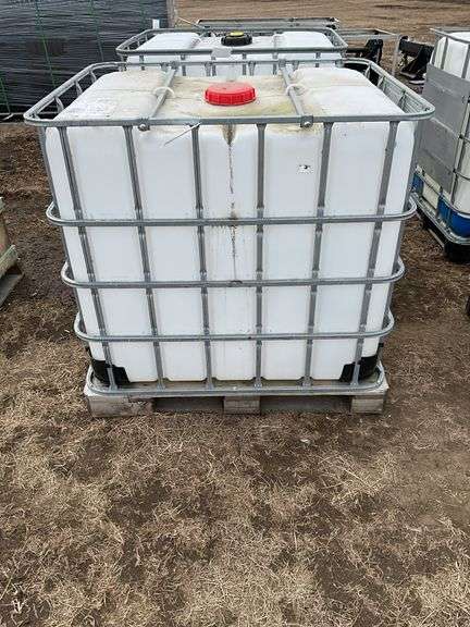 275 Gallon Poly Cage Tote - Hamilton-Maring Auction Group
