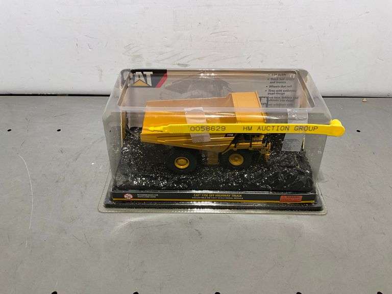 Norscot Scale Models CAT 775E Off Highway Truck 1/ - Hamilton-Maring ...