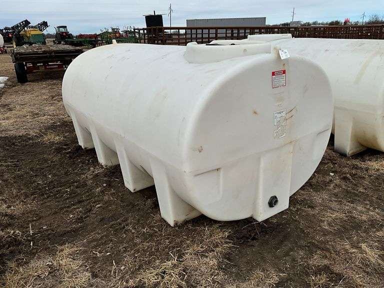 1650 Gallon Horizontal Poly Tank - Hamilton-Maring Auction Group