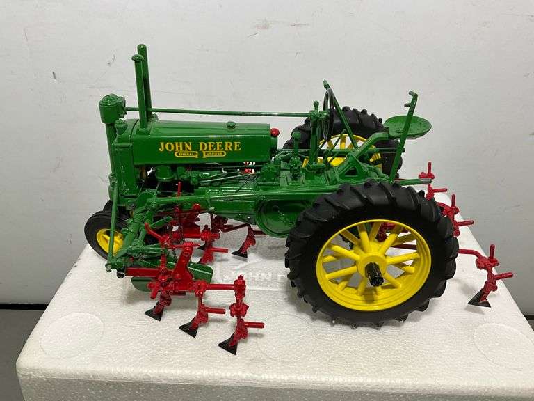 ERTL Precision Classics John Deere Model A Tractor - Hamilton-Maring ...