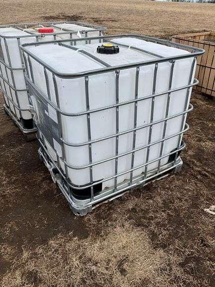 275 Gallon Poly Cage Tote - Hamilton-Maring Auction Group