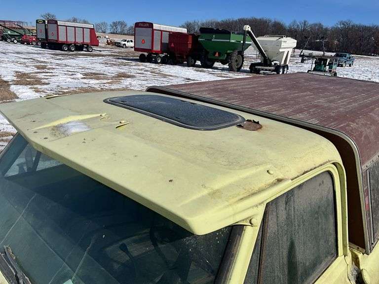!!!1972 Chevy C10 Pickup, 2WD, 250 6 Cylinder Engi - Hamilton-Maring ...