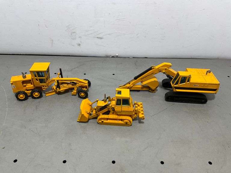 Joal CAT Excavator, Motor Grader & Track Loader, 1 - Hamilton-Maring ...