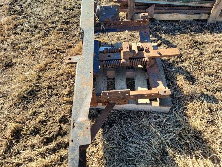 Ag Hitch For Pick UP - Hamilton-Maring Auction Group