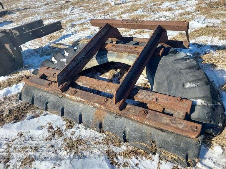 Manure Tire Scraper with Universal Skid Loader Pla - Hamilton-Maring ...