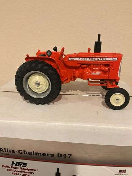 Scale Models Allis Chalmers D17 1:16Th Scale Helle - Hamilton-Maring Auction Group