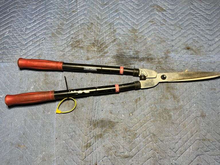 Pruning Shear w/Adjustable Handle - Hamilton-Maring Auction Group