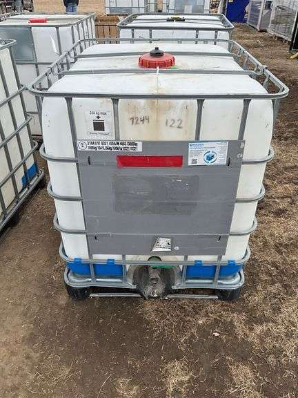 275 Gallon Poly Cage Tote - Hamilton-Maring Auction Group