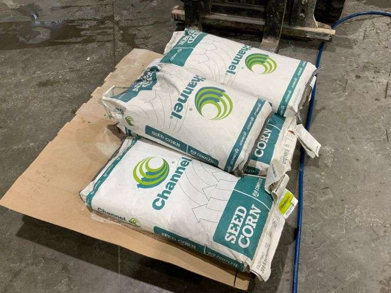 5 units Channel 209-51 Double pro corn - Hamilton-Maring Auction Group