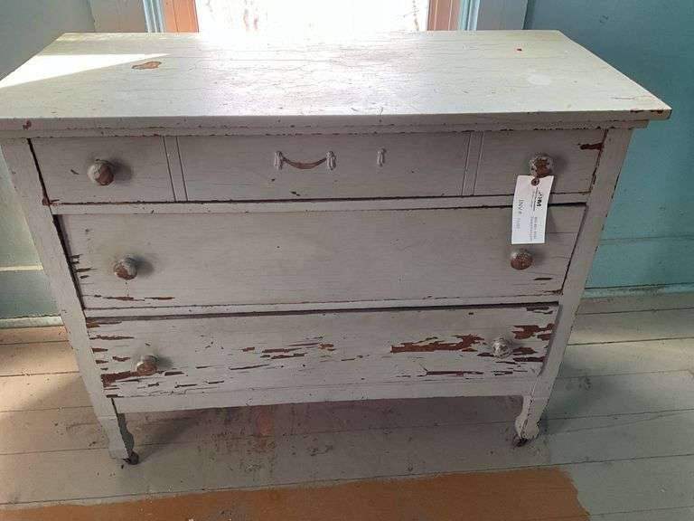 19"x32"x34" Wooden 3 Drawer Dresser, Dadoed Drawer - Hamilton-Maring ...