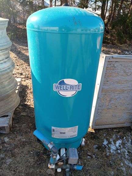 Well-Rite 62 Gallon Pressure Tank - Hamilton-Maring Auction Group