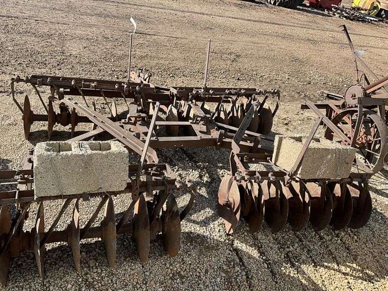 8' Dual Gang Disc - No Transport - Hamilton-Maring Auction Group