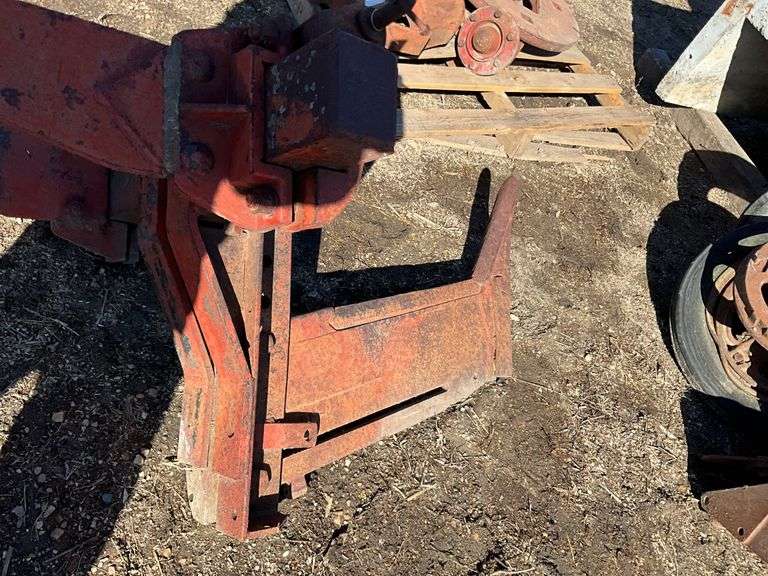 3 Pt Single Shank Ripper - Hamilton-Maring Auction Group