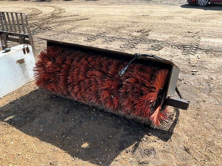 Skid loader broom attachment - Hamilton-Maring Auction Group