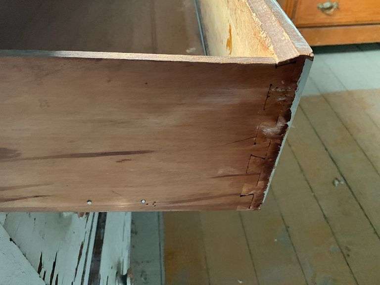 19"x32"x34" Wooden 3 Drawer Dresser, Dadoed Drawer - Hamilton-Maring ...