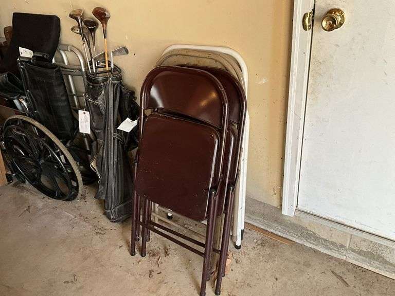 (4) Metal Folding Chairs, (2) Step Stools - Hamilton-Maring Auction Group