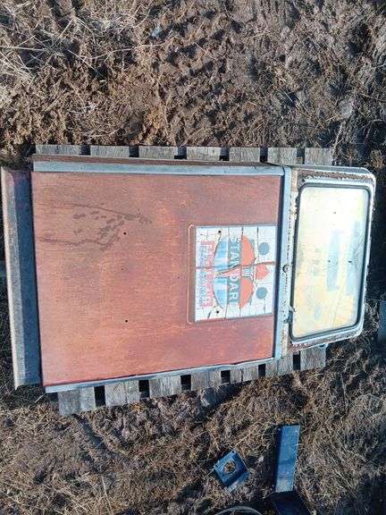 Wayne Model 400 Gas Pump - Hamilton-Maring Auction Group