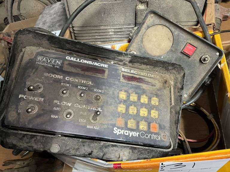 Raven Sprayer Controller with Assorted Wiring - Hamilton-Maring Auction ...