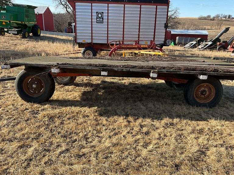 14 ft x 9 ft flat bed on Minnesota Running Gear - Hamilton-Maring ...