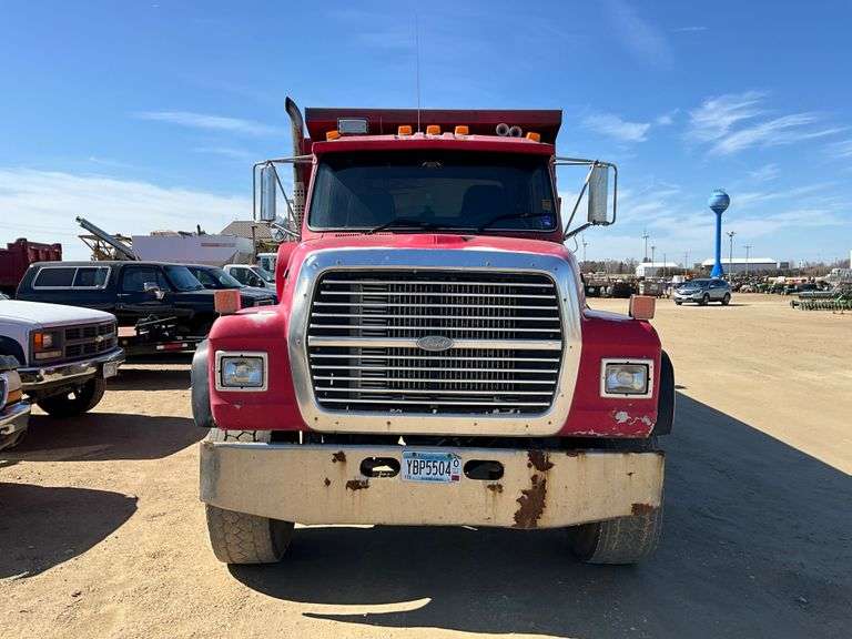 ** 1995 Ford LS8000 (tandem dump); Diesel; 10 spee - Hamilton-Maring ...