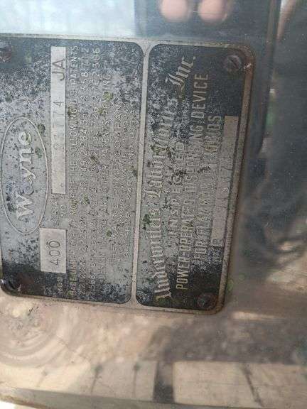 Wayne model 400 gas pump - Hamilton-Maring Auction Group