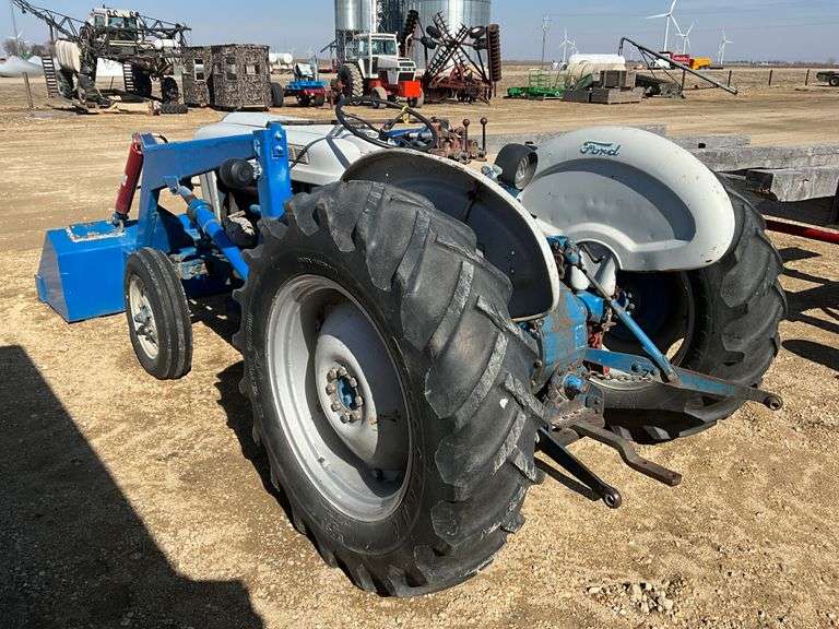 Ford 4000 Tractor w/Loader, Gas - Hamilton-Maring Auction Group