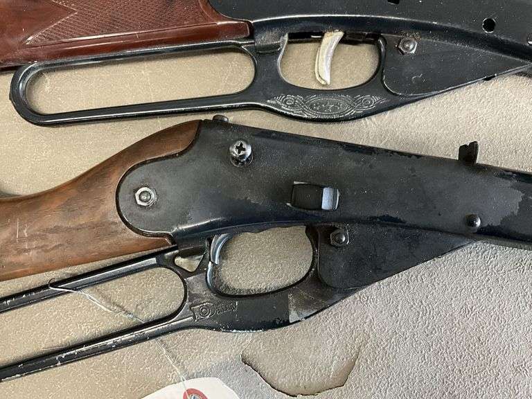 (2) Daisy BB Guns, 1 is Model 36, 1 is Model 1105 - Hamilton-Maring ...
