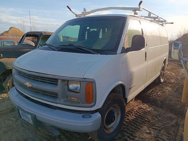 1998 Chevy 3500 Cargo Van, 5.7L V8, Auto, Top - Hamilton-Maring Auction ...