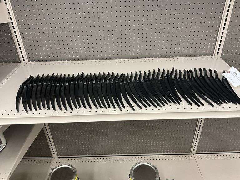 (45) Poly Tooth Spikes (Aisle 3) - Hamilton-Maring Auction Group