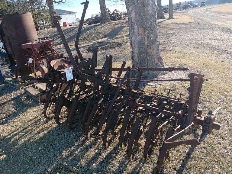 Vintage "The American Seeding Co" Drill Guts - Hamilton-Maring Auction ...