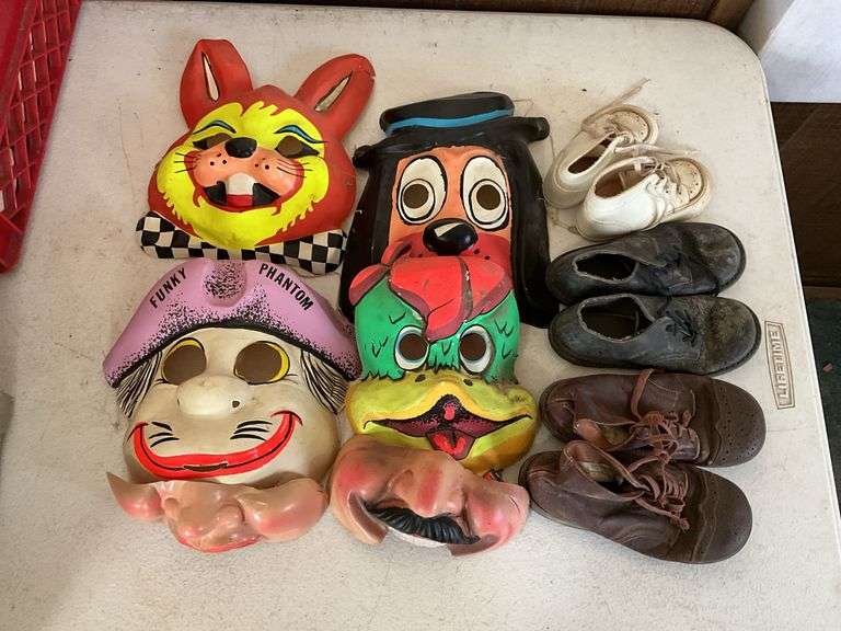 Vintage Masks & Shoes in house - Hamilton-Maring Auction Group