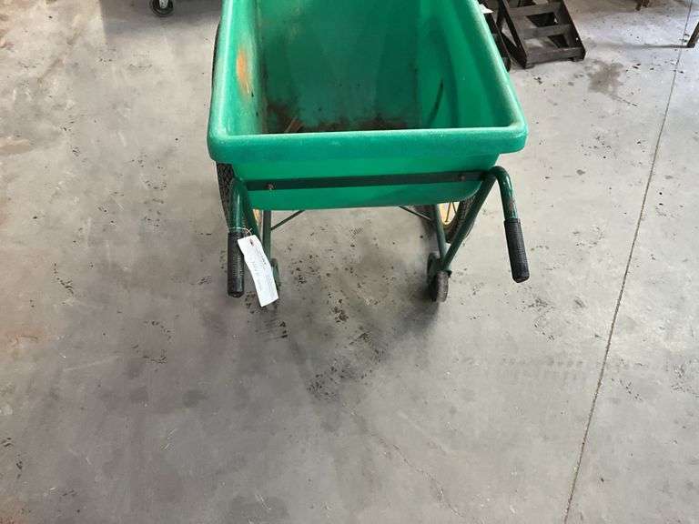 Poly Large Wheel Feed Cart - Hamilton-Maring Auction Group