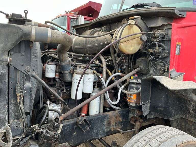 ** 1996 Mack 600 Dump truck (#10) .. tri axle; New - Hamilton-Maring ...