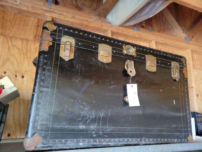 Vintage Streamer Trunk, Leather Handles, - Hamilton-Maring Auction Group